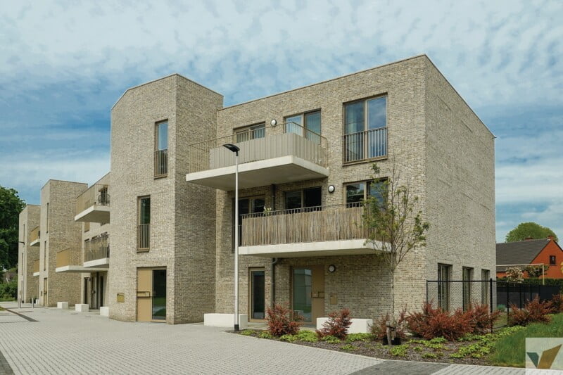 Anicius WF - Svijet opeke